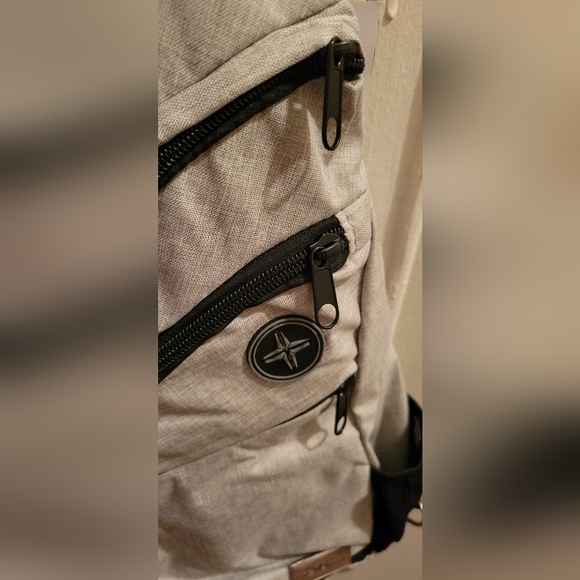 Bella Russo | Bags | Bella Russo Sling Backpack New Nwt Adjustable ...